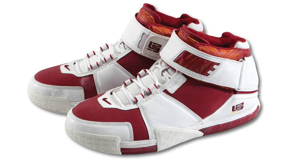 Man Finds LeBron James' Personal Sneakers at Thrift Store, Is Now ...