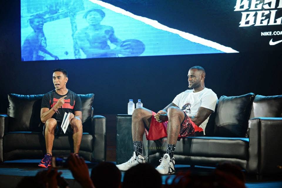LeBron James Puts On a Show for Basketball Fans in Manila | Complex