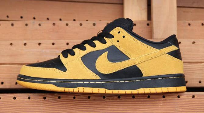 Nike SB Dunk Lows for Iowa Fans | Complex