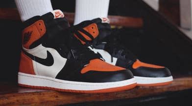 See How the 'Shattered Backboard' Air Jordan 1s Look On-feet | Complex