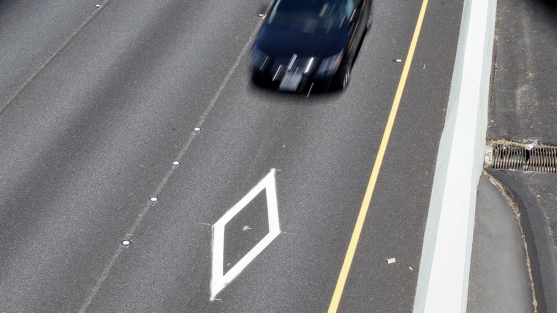Texas Woman Who Got Ticket for Driving in HOV Lane Argues Unborn Child ...