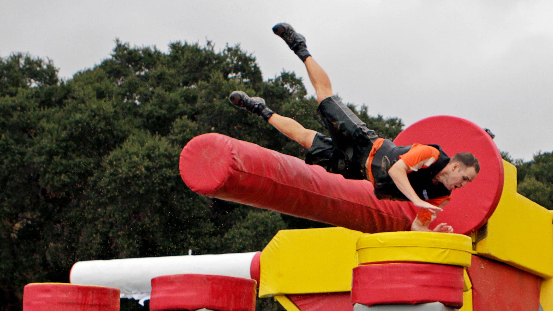 'Wipeout' Reboot Contestant Dies After Finishing Obstacle Course | Complex