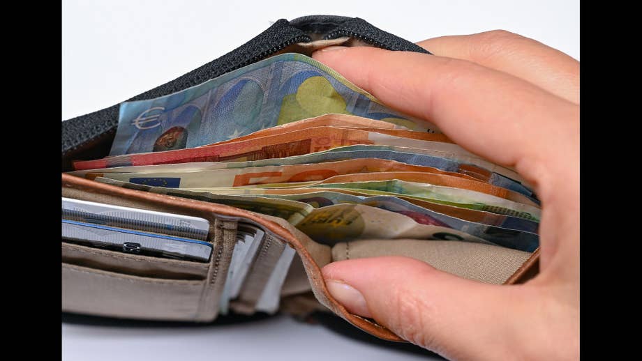 California Woman's Wallet Returned 46 Years After She Lost It | Complex