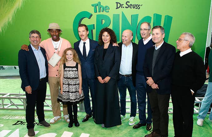 'The Grinch' Projected to Debut Number 1 at Box Office With $67M ...