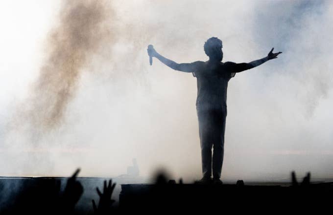 Childish Gambino Covers Garth Brooks' 1999 Alter Ego Hit "Lost in You ...