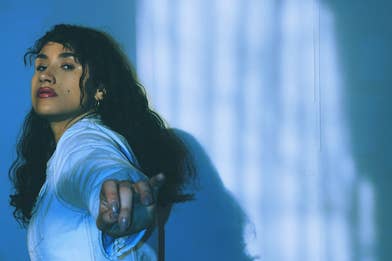 Premiere: Cleo Sol Shares Jazz-Inspired "Still Cold" Ahead Of New EP ...