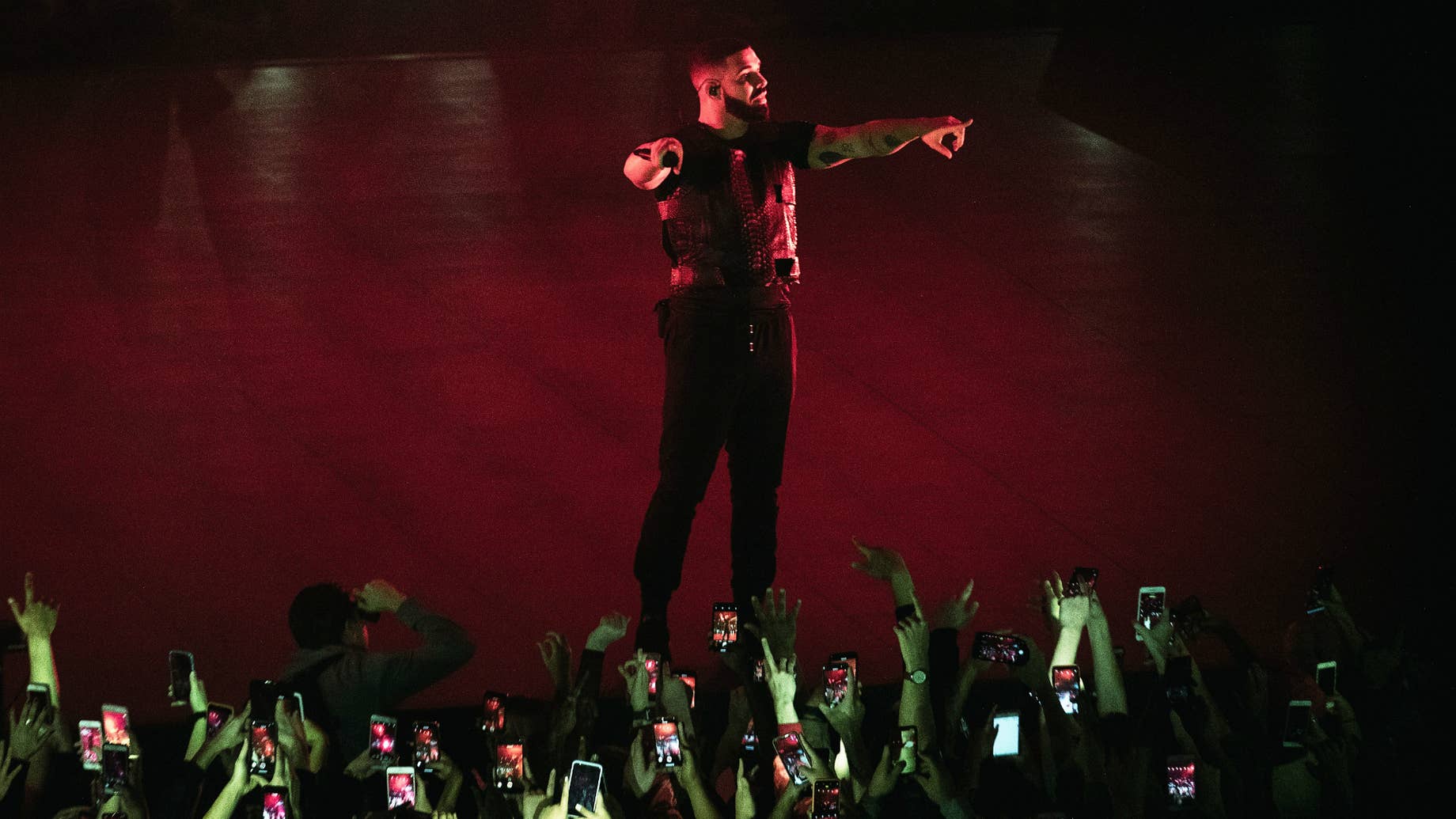 Drake Previews More New Music After Dropping 'Dark Lane Demo Tapes ...