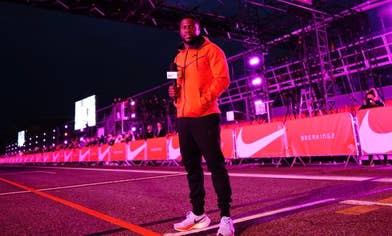 How Kevin Hart Got His Hands on One of Nike's Most Exclusive New Shoes ...