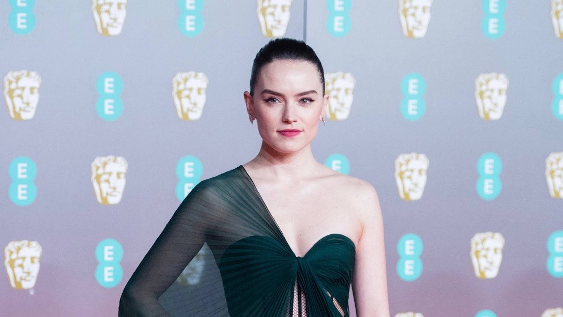 Daisy Ridley Fires Back at Ted Cruz Over His Shady 'Star Wars' Comment ...