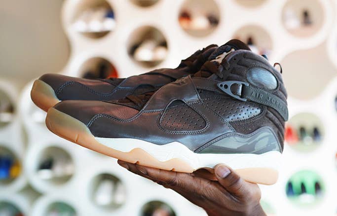 How Did Anthony Hamilton Get All Those Exclusive Air Jordans? | Complex