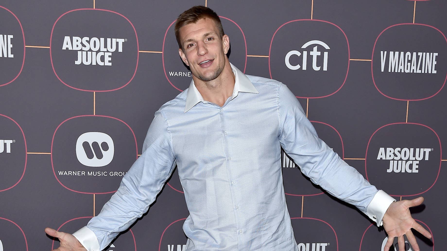 Rob Gronkowski Reacts to Tom Brady Penis Comment, Is Reportedly Interested in Joining Him in ...