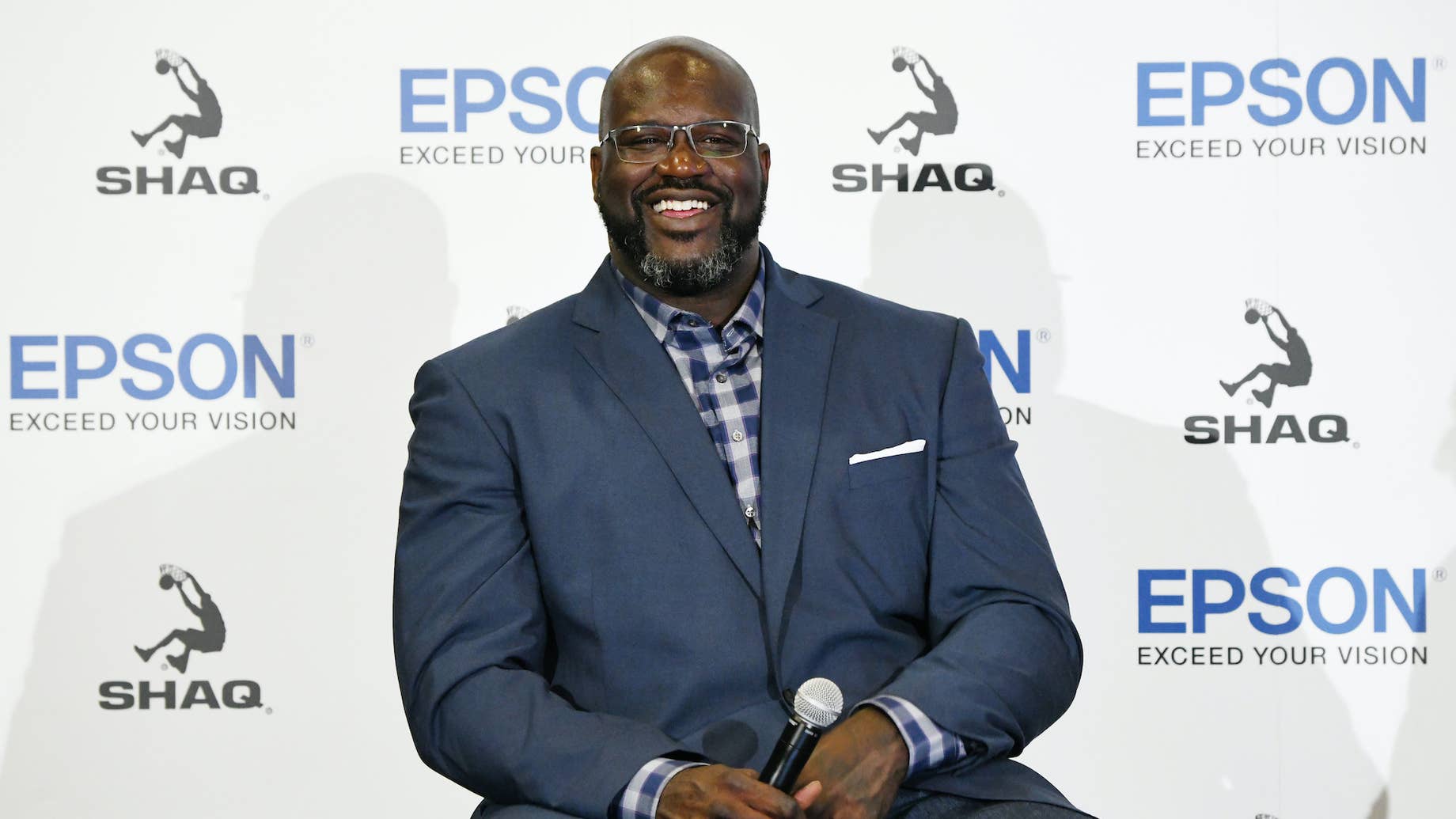 Police Video Shows Shaq Assisting Car Accident Victim in Florida | Complex