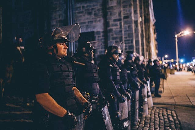 These Baltimore Protest Photos Show a Peaceful Side to the Conflict ...