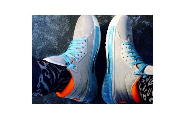 Dwyane Wade Keeps It Local With the Way of Wade 2 "Dolphins" Pack | Complex