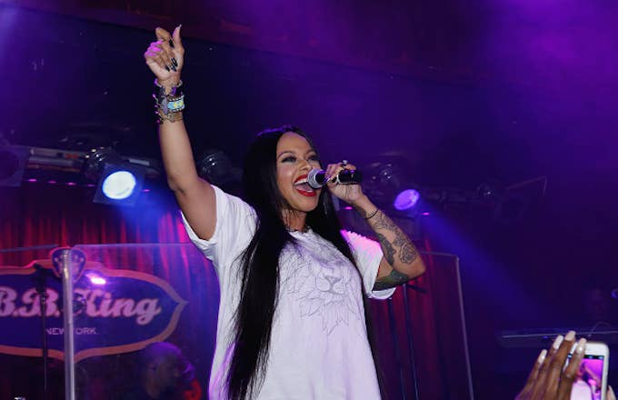 Former Motown Singer Chrisette Michele Will Perform at Donald Trump's ...