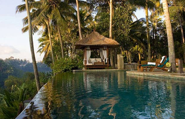 Look At This! A Resort Fit For A King | Complex