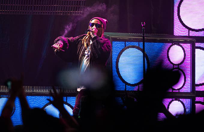 Lil Wayne Cancels St. Louis Tour Stop After Getting Kicked Out of Hotel ...