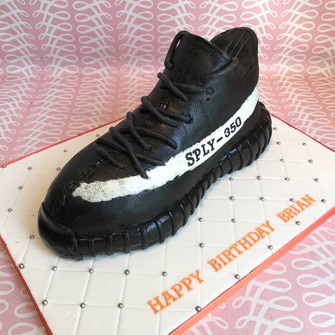 The Adidas Yeezy 350 Boost V2 Is Now a Birthday Cake | Complex