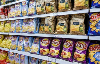 Man Chokes Grocery Store Cashier for Smashing His Bags of Chips | Complex