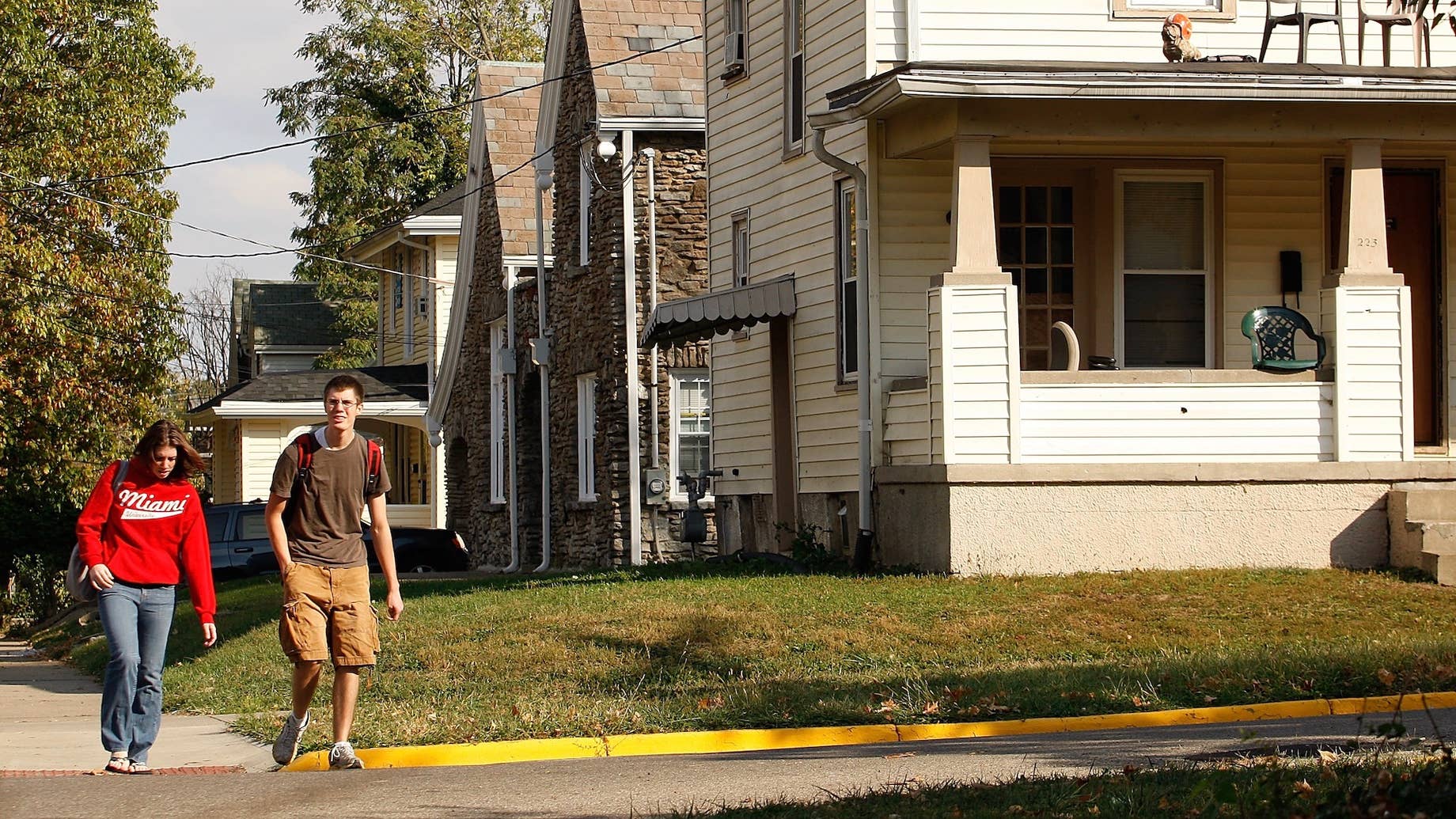 College Student Throws House Party After Testing Positive for COVID-19 ...