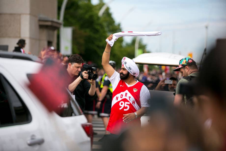 Raptors Superfan Nav Bhatia Becomes First Fan Honoured at Basketball ...