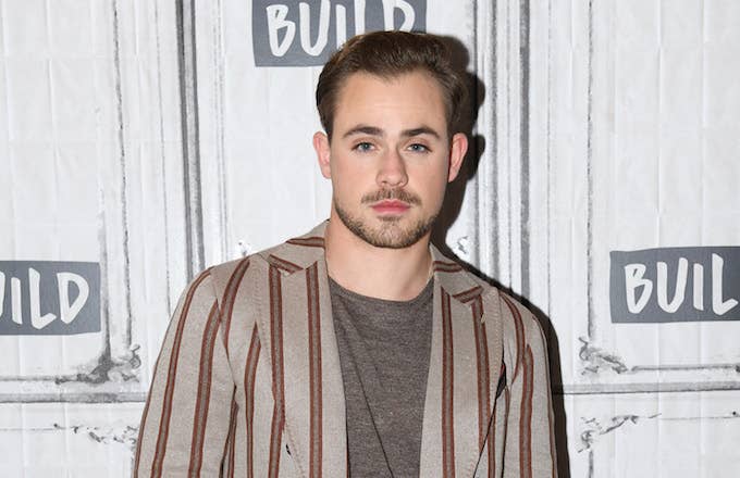 'Stranger Things' Star Dacre Montgomery Talks About His Journey to ...