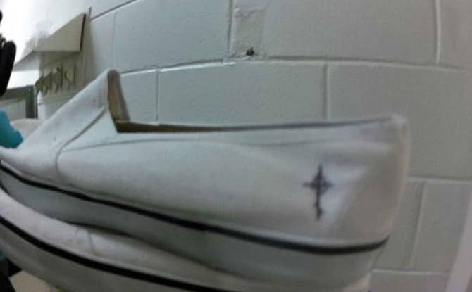 Church Shooter Dylann Roof Customized His Jail Shoes With Racist ...