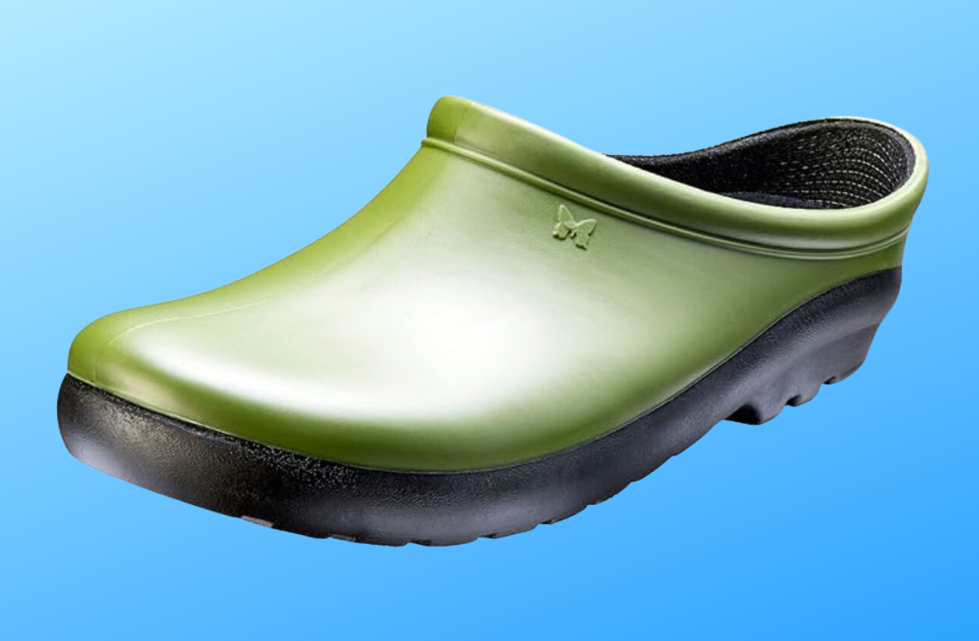 13 Cute And Comfortable Garden Clogs That Aren’t Crocs
