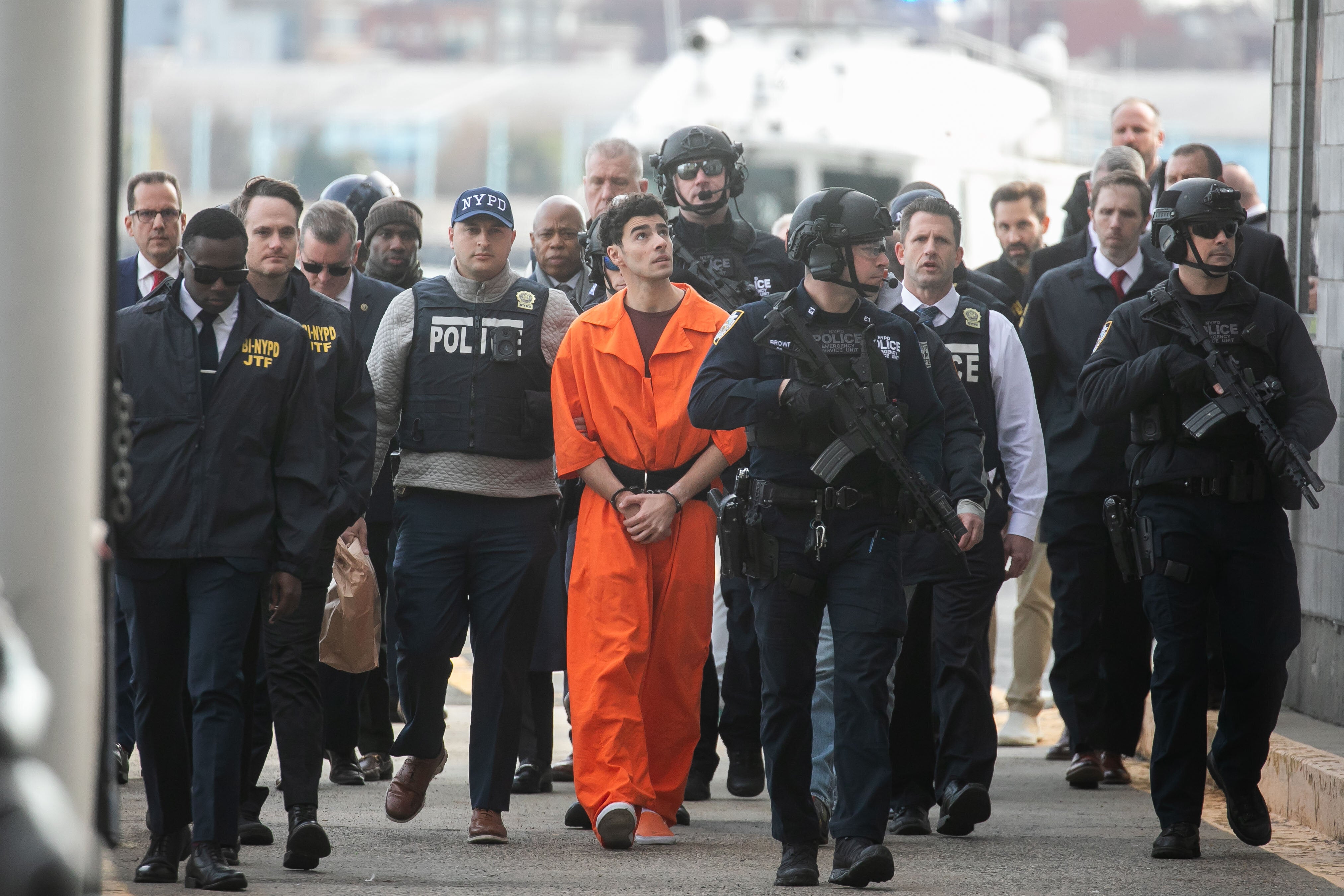 AG Bondi Orders Death Penalty For Mangione Case