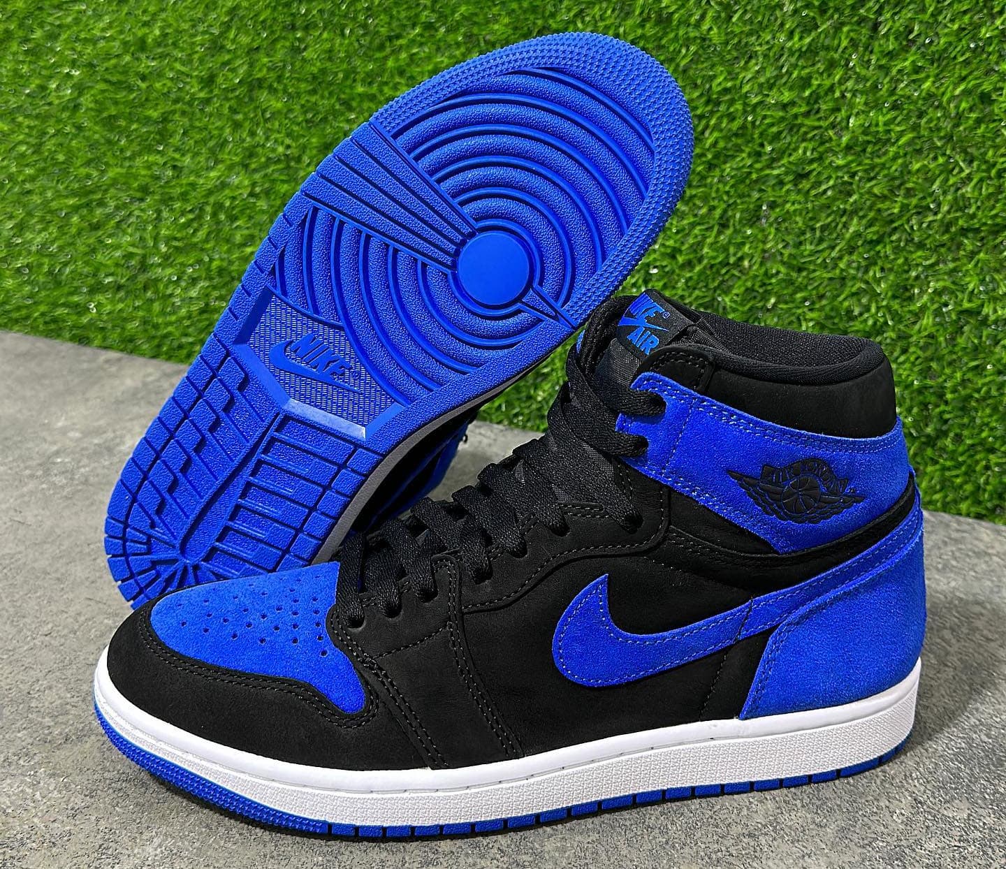 Detailed Look At The Royal Reimagined Air Jordan 1 Complex