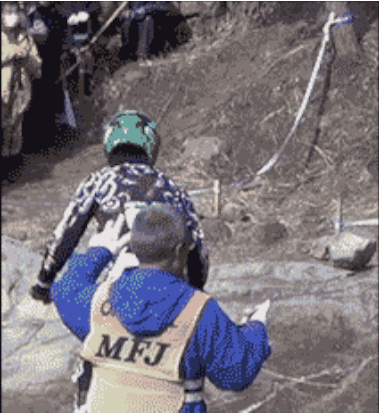13 Incredible Motorcycle GIFs (You Should Probably Never Try At Home)