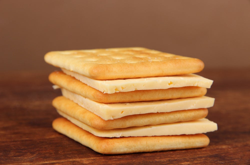 10 Clever Ways To Take Airplane Snacks To New Heights