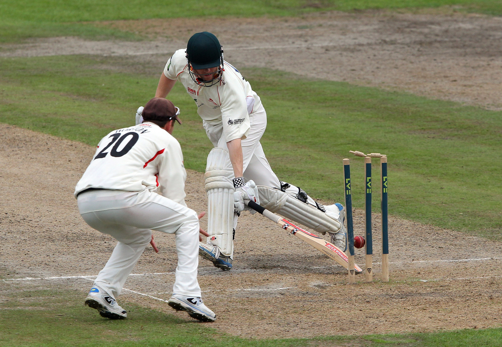 Cricket Explained By An American (Who's Never Seen Cricket)