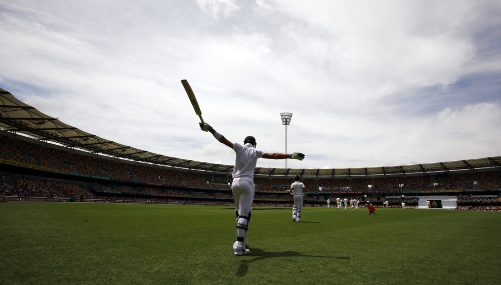 Cricket Explained By An American (Who's Never Seen Cricket)