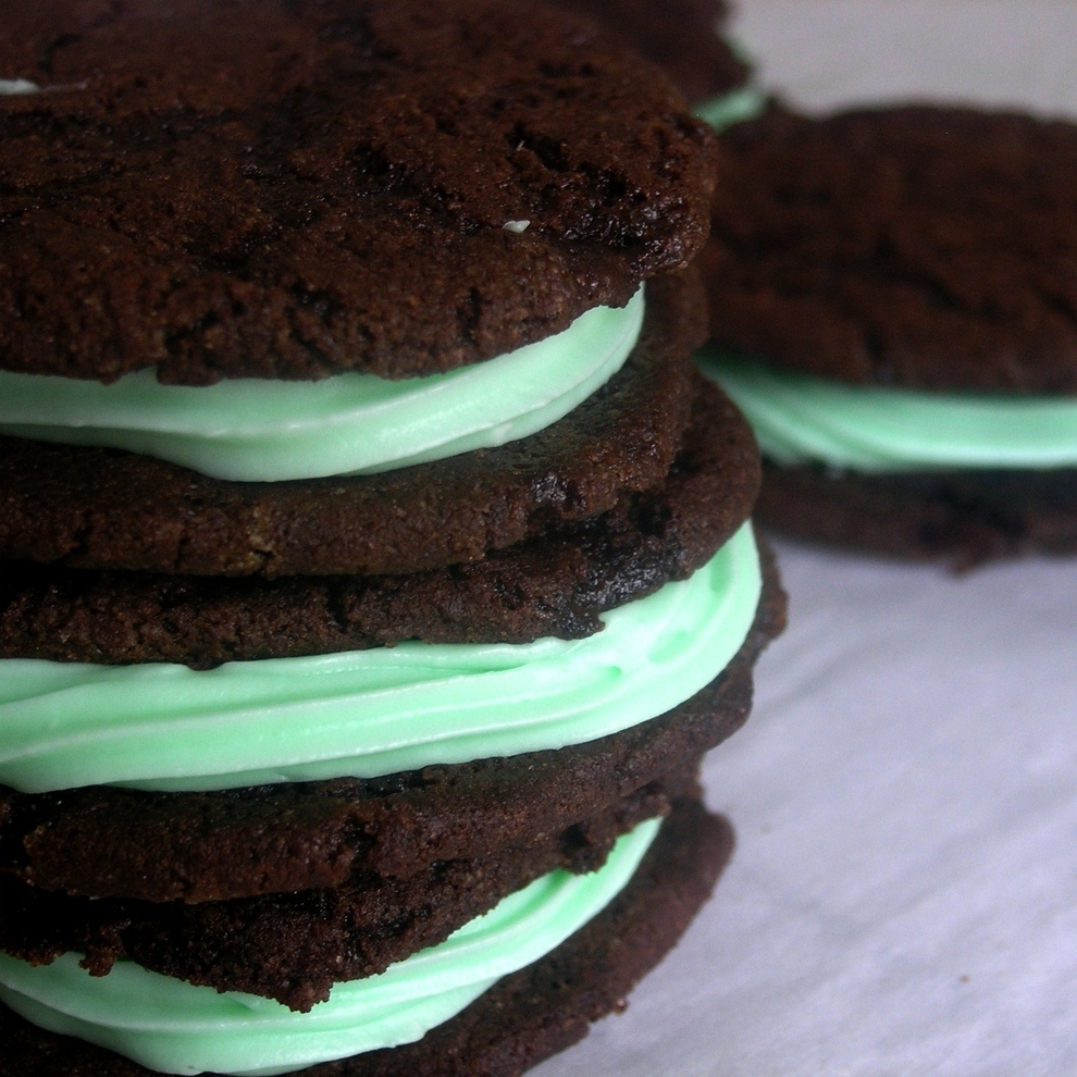 23 Outrageously Delicious Cookies To Bake Right Now
