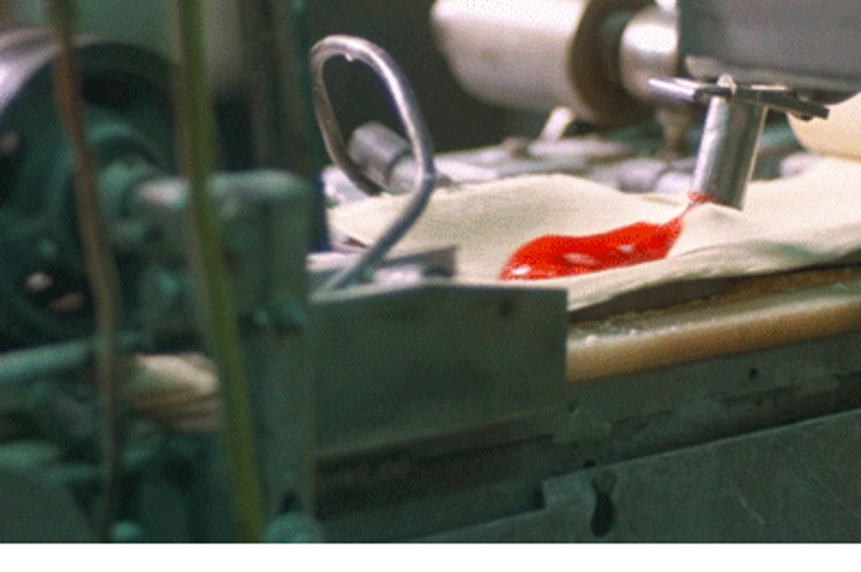 23 Mind-Blowing Assembly Line GIFs Lead The Daily Links