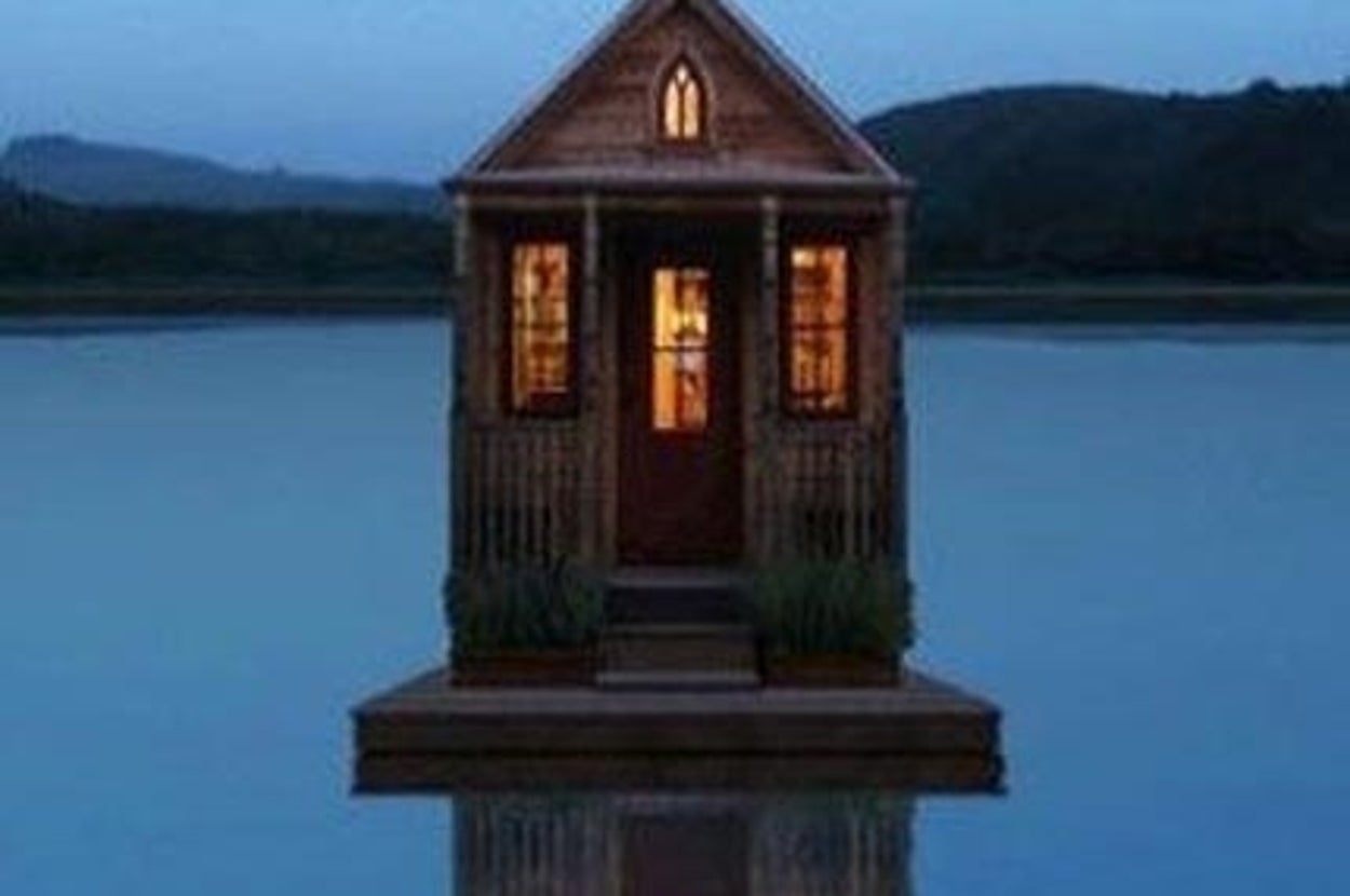 33 Insanely Clever Things Your Small Apartment Needs