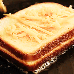 13 Reasons Why Cheese And Bread Is The Great American Romance