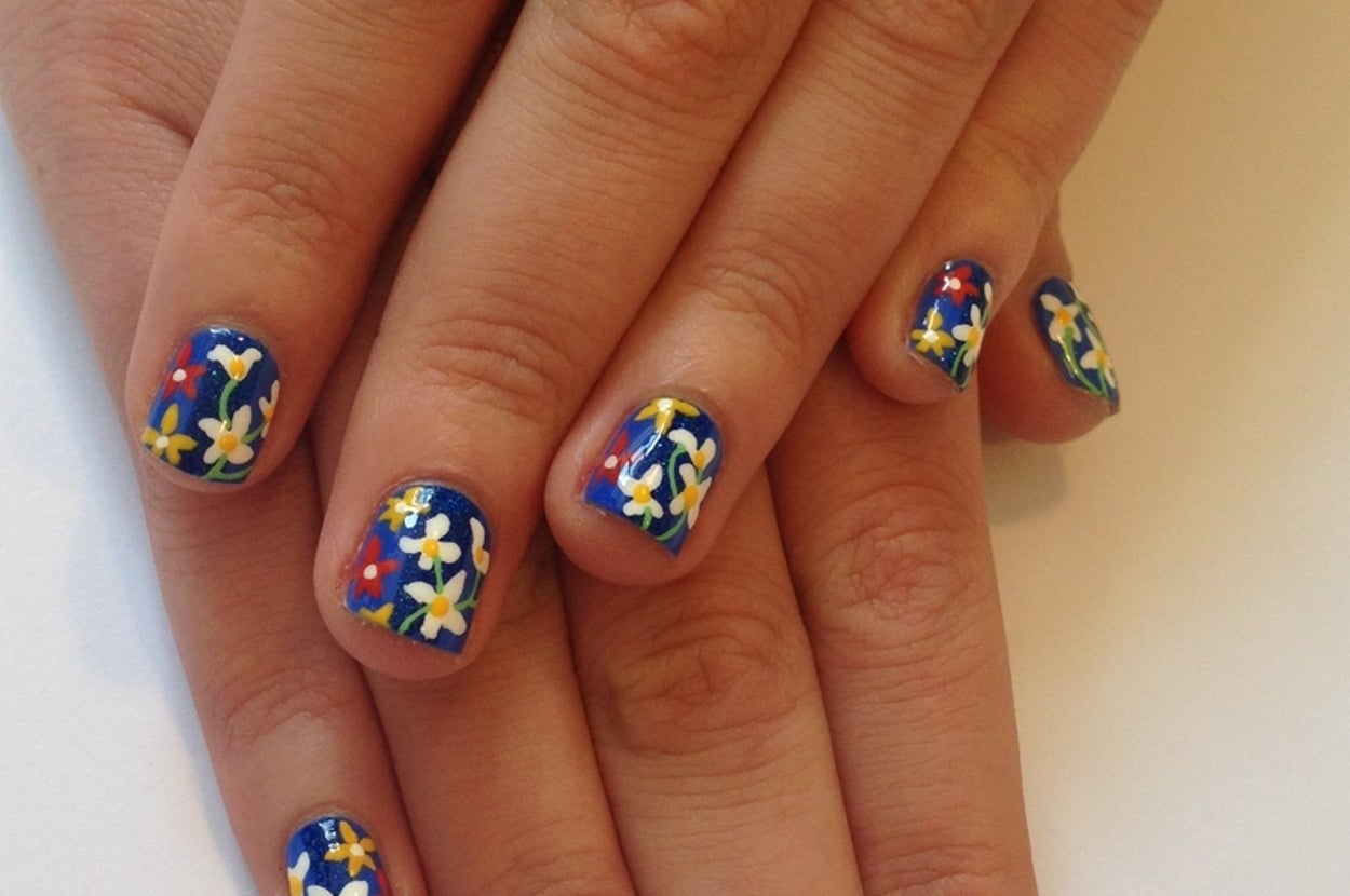 How To Create The Perfect Floral Mani In 9 Easy GIFs