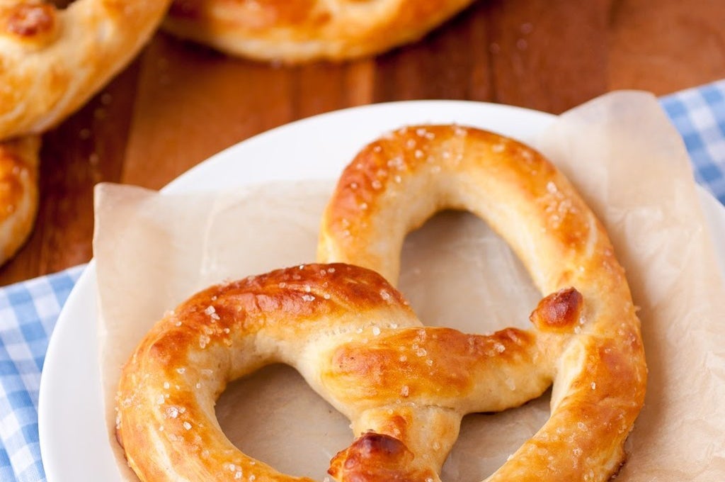 27 Perfect Ways To Eat Pretzels