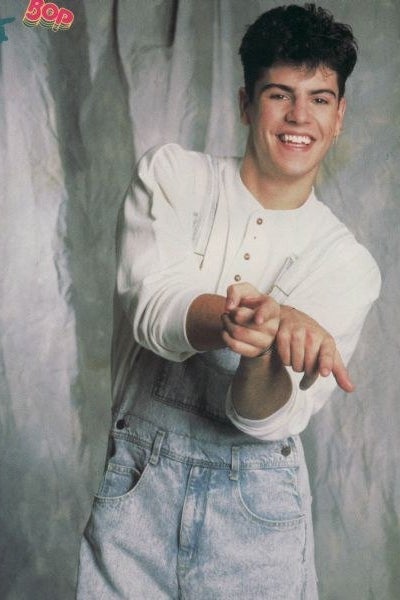 Nick Carter And Jordan Knight Reenact Their Ridiculous Old Boy Band Photos