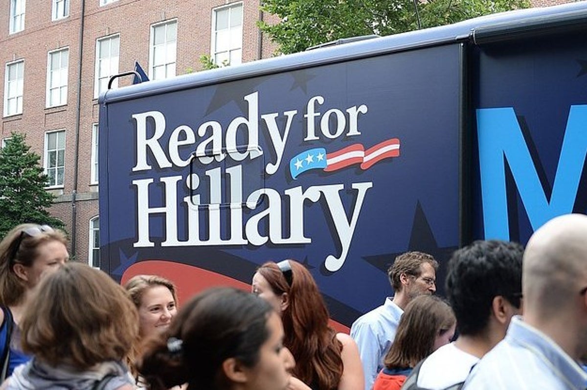 Pro-Clinton Group Goes International