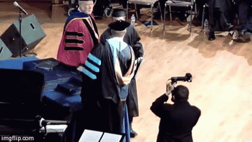 16 Epic Graduation Fails