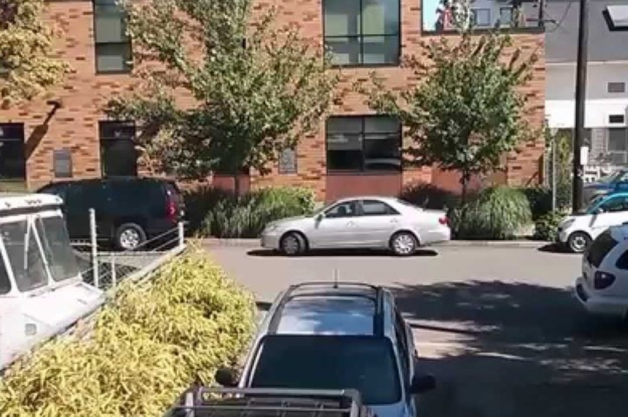 This Epic Parallel Parking Fail Will Make You Feel Proud Of Your ...