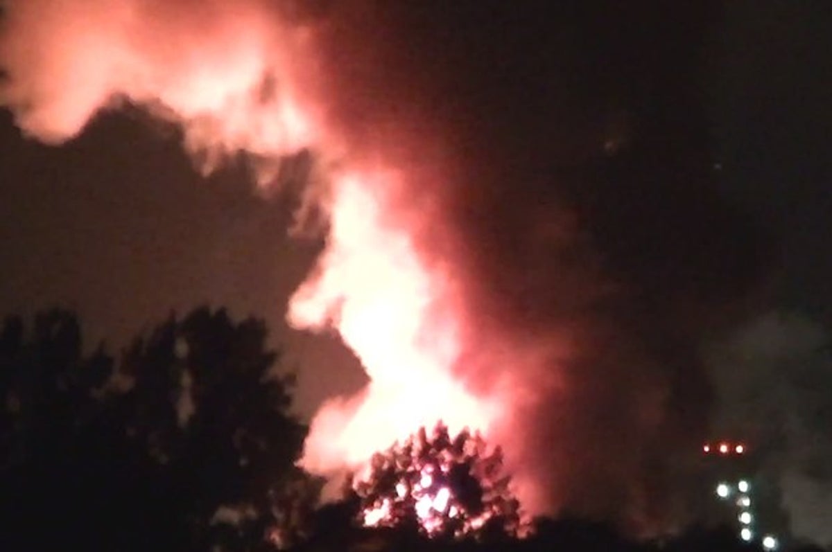 Explosion, Fire Rocks Shell Oil Plant In The Netherlands