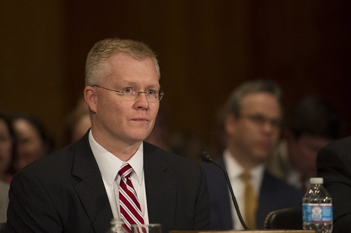 An SEC Commissioner Just Gave The Most Aggressive Speech On Financial ...