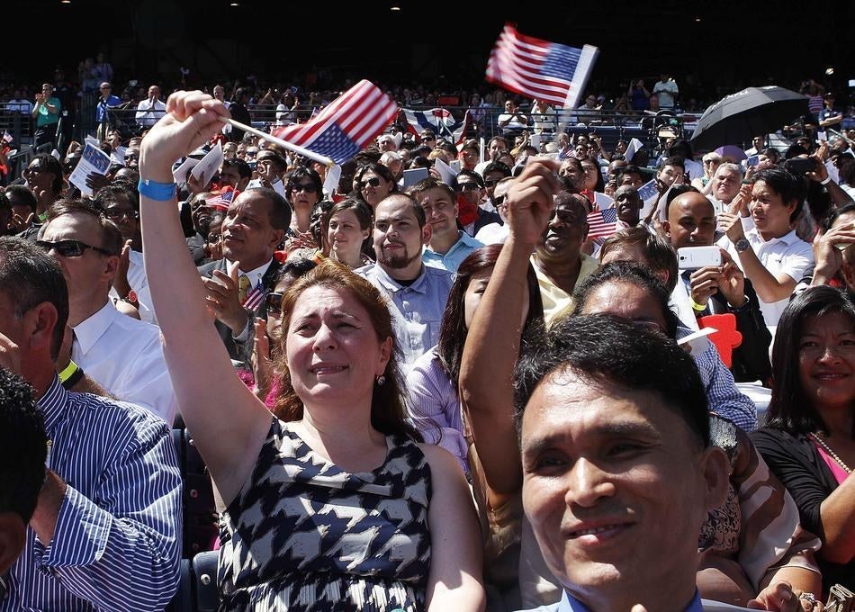 22 Joyful Photos Of Immigrants Becoming American Citizens Before July 4th