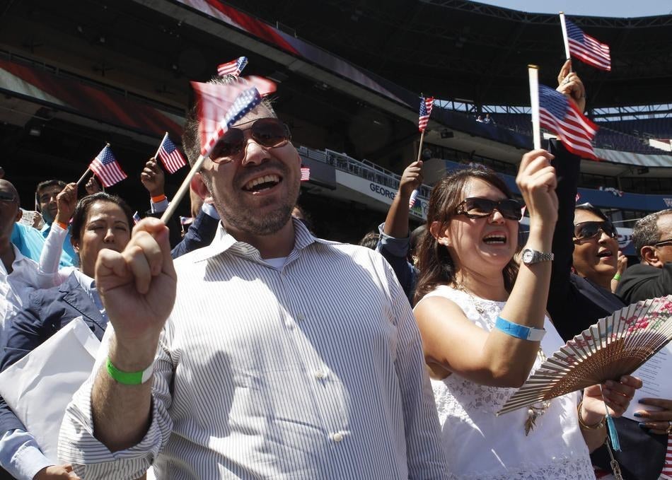 22 Joyful Photos Of Immigrants Becoming American Citizens Before July 4th
