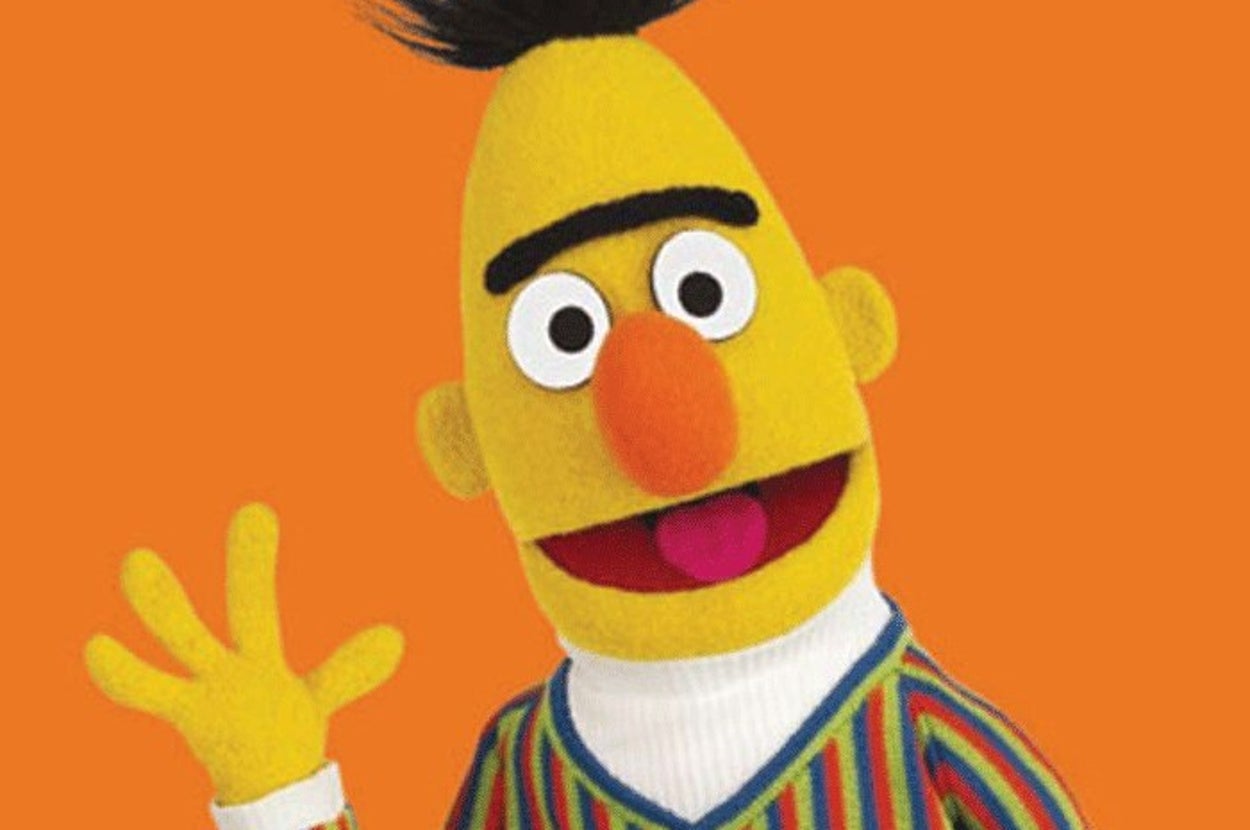 18 Real-Life Struggles Of Having A Unibrow