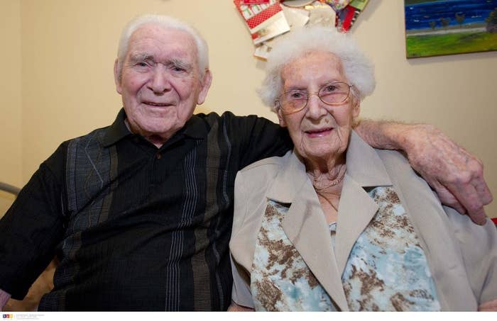 Woman Dies "Of A Broken Heart" Hours After Her Husband Of 76 Years ...